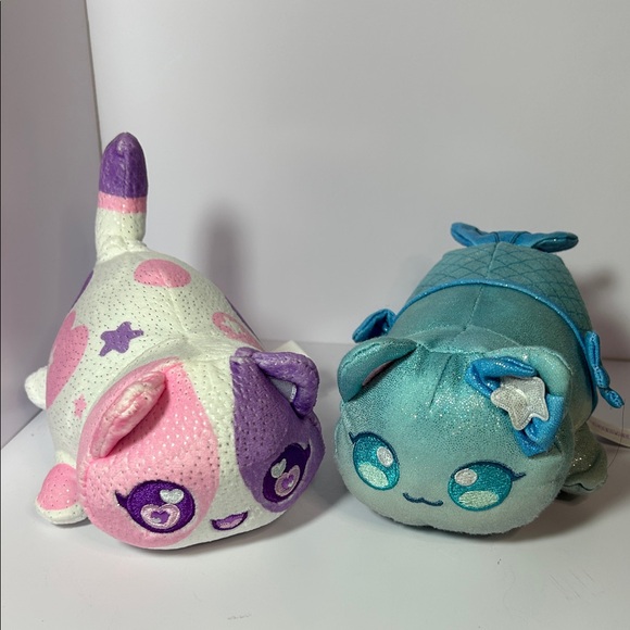 Aphmau | Toys | Aphmau Meemeows Surprise Cat Plush Set Of 2 | Poshmark